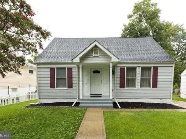 2 Br, 2 bath, Single Family 2156 Lorraine Ave