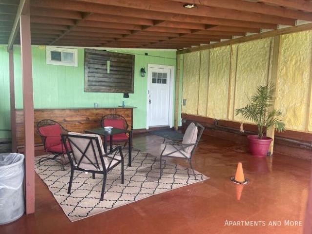 2 Br, 2 bath, Single Family 215 Shelley Lane