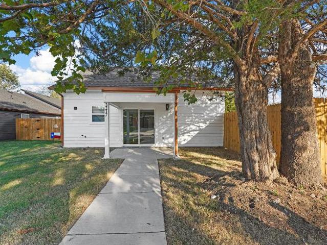 2 Br, 2 bath, Single Family 2217 Sayle Street
