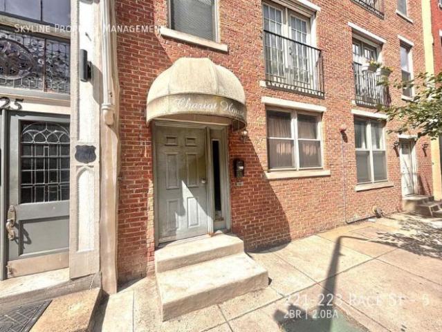 2 Br, 2 bath, Single Family 221 Race St