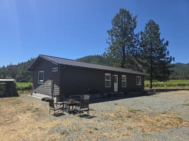 2 Br, 2 bath, Single Family 222 Missouri Flats Rd