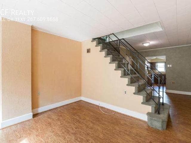 2 Br, 2 bath, Single Family 2231 S Clarion St