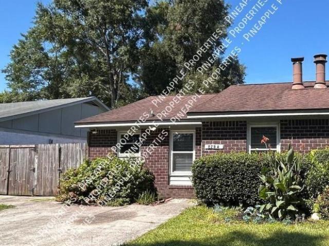 2 Br, 2 bath, Single Family 228 Miami St