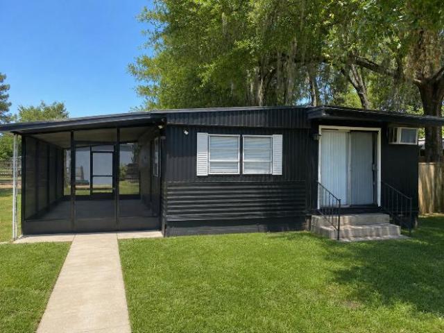 2 Br, 2 bath, Single Family 3495 E Buffalo Ln