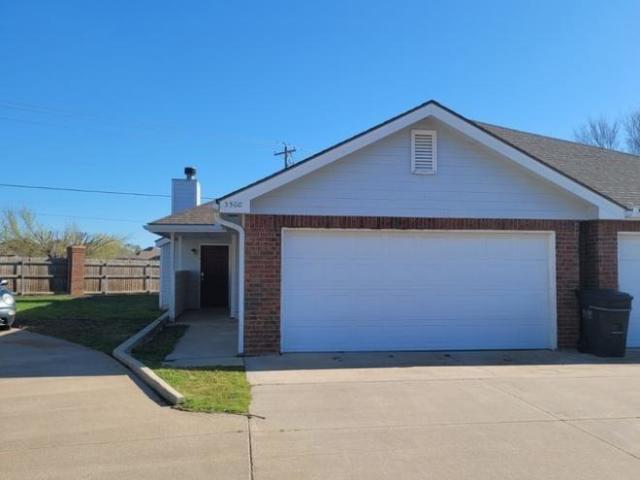 2 Br, 2 bath, Single Family 3500 Brittany Ct