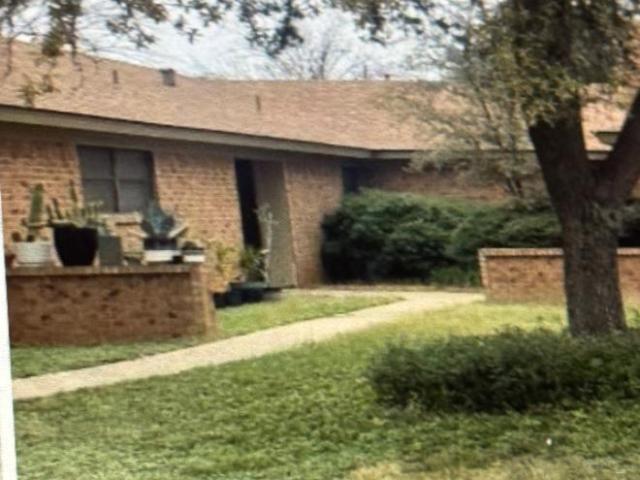 2 Br, 2 bath, Single Family 3512 Green Ridge Dr