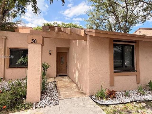 2 Br, 2 bath, Single Family 36 Chestnut Cir