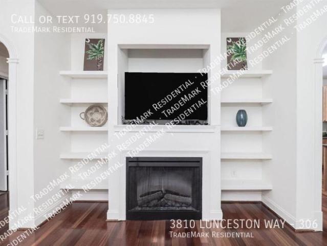 2 Br, 2 bath, Single Family 3810 Lunceston Way