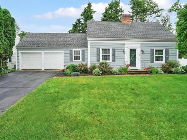 2 Br, 2 bath, Single Family 38 Fallston St