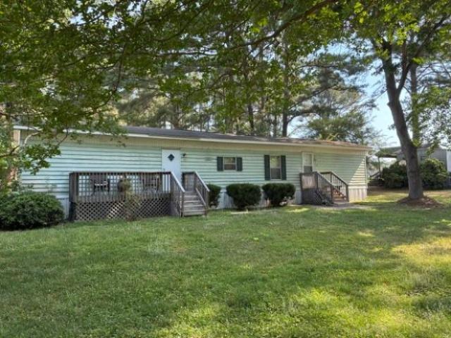 2 Br, 2 bath, Single Family 3909 Branch Park Dr