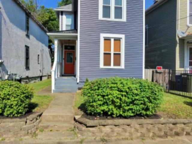 2 Br, 2 bath, Single Family 300 Johnson St
