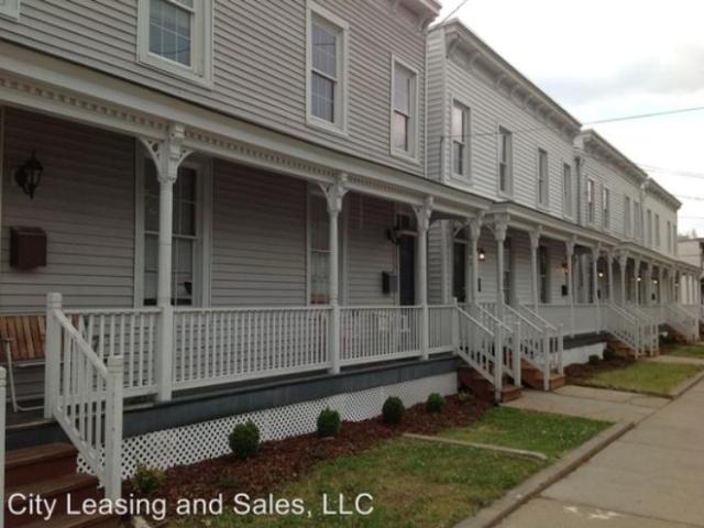 2 Br, 2 bath, Single Family 3014 Q Street