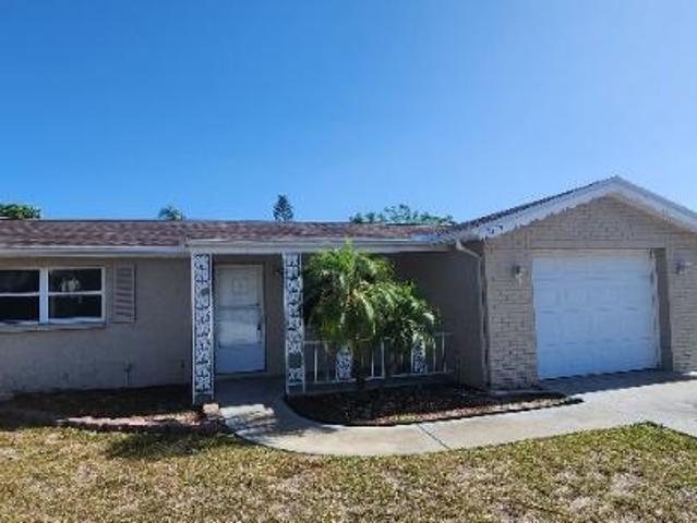 2 Br, 2 bath, Single Family 3104 Primrose Dr