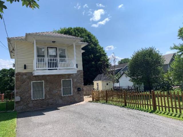2 Br, 2 bath, Single Family 316 Belvidere St
