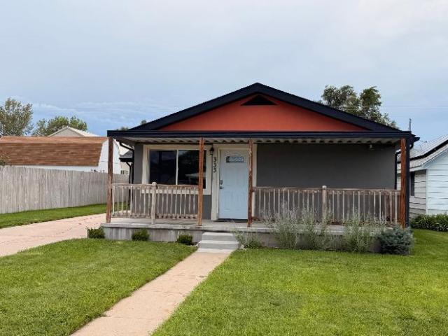 2 Br, 2 bath, Single Family 333 Elm Ave