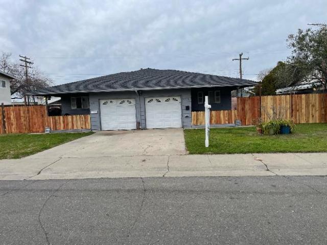 2 Br, 2 bath, Single Family 3371 Lerwick Rd