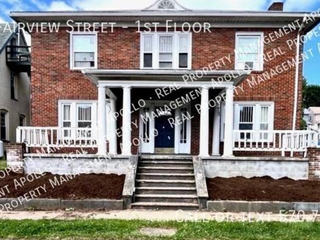 2 Br, 2 bath, Single Family 339 S Fairview Street