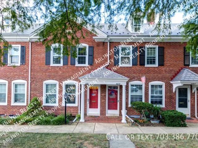 2 Br, 2 bath, Single Family 4431 34th St S