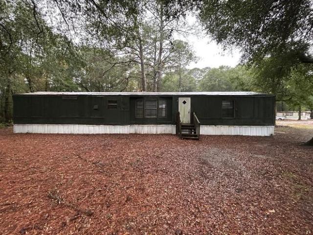 2 Br, 2 bath, Single Family 4502 East Old Marion Highway
