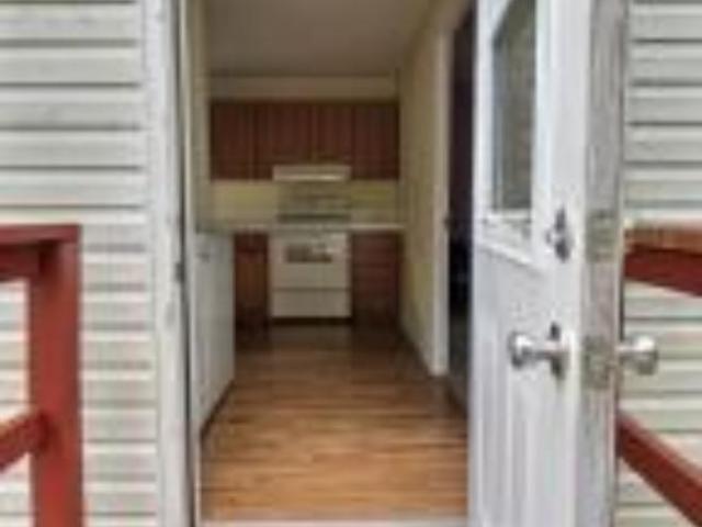 2 Br, 2 bath, Single Family 467 Olive Cir