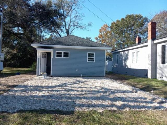 2 Br, 2 bath, Single Family 4009 4th St