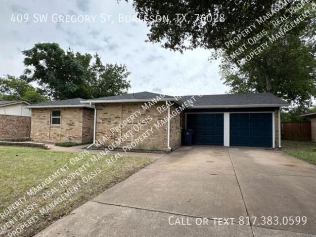 2 Br, 2 bath, Single Family 409 SW Gregory St