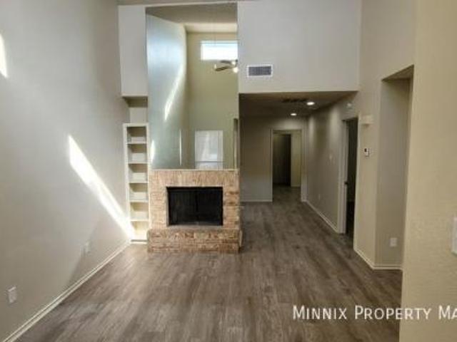 2 Br, 2 bath, Single Family 4108 18th St l