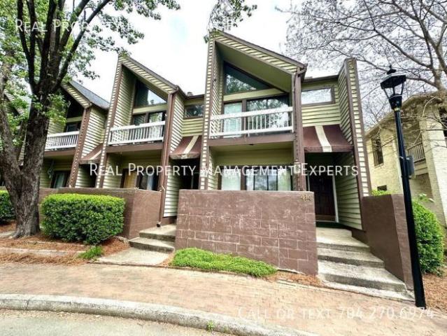 2 Br, 2 bath, Single Family 414 W 8th St