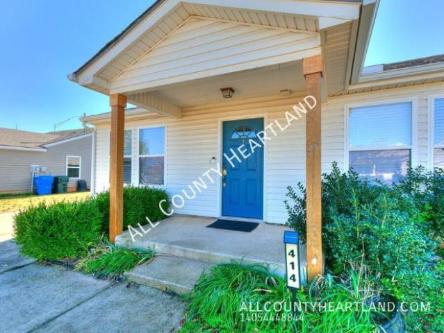 2 Br, 2 bath, Single Family 414 English Elm Lane