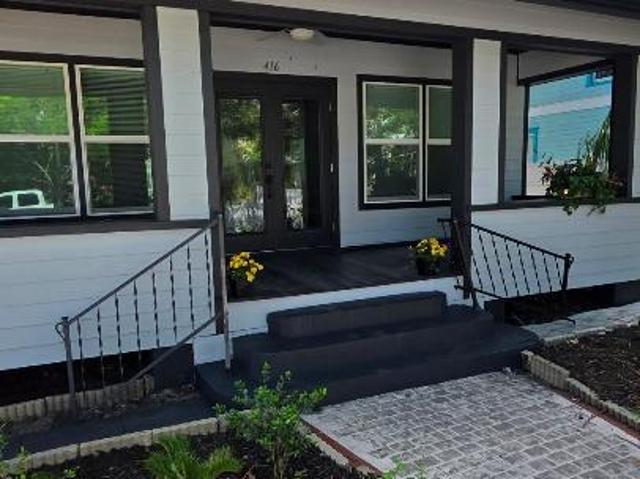 2 Br, 2 bath, Single Family 416 SW California Avenue