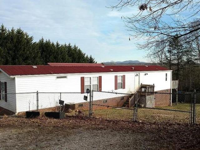 2 Br, 2 bath, Single Family 427 White Oak Way
