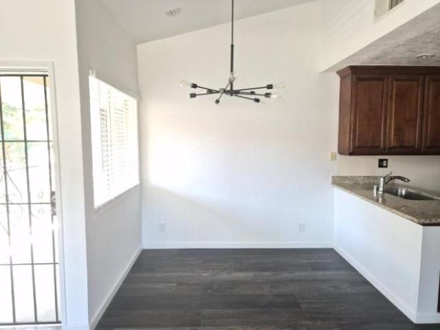 2 Br, 2 bath, Single Family 5450 Concord Blvd