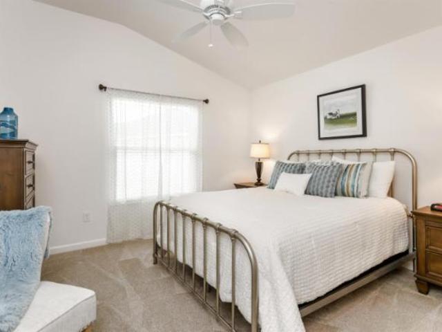 2 Br, 2 bath, Single Family 5745 Gillespie Ln