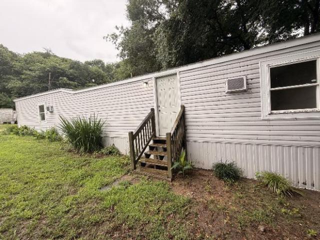 2 Br, 2 bath, Single Family 578 Calvary Church Rd