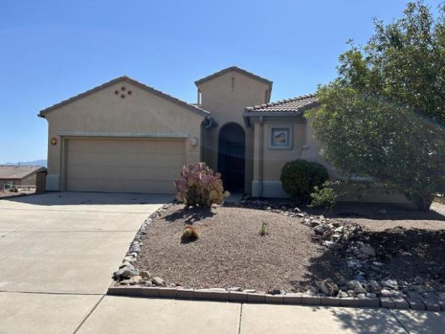 2 Br, 2 bath, Single Family 5833 S Henderson Canyon Dr