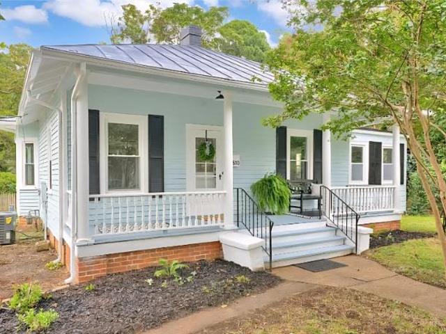 2 Br, 2 bath, Single Family 510 Highland Ave