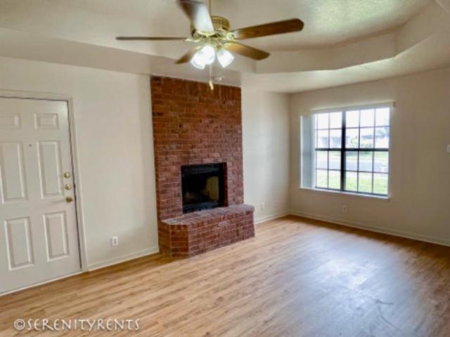 2 Br, 2 bath, Single Family 5209 Morning Glen Lane