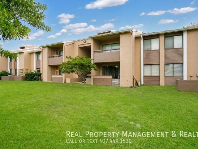 2 Br, 2 bath, Single Family 5223 Vineland Rd