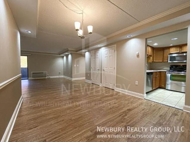 2 Br, 2 bath, Single Family 530 North Main Street