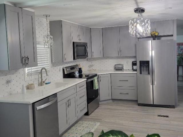 2 Br, 2 bath, Single Family 6450 Floral Ct