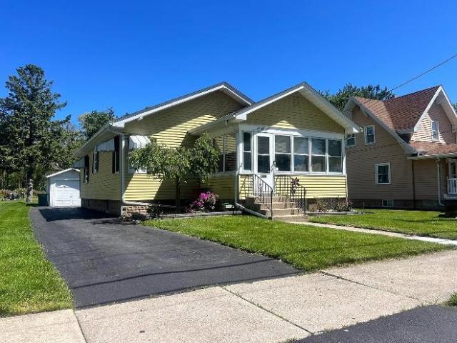 2 Br, 2 bath, Single Family 654 Bond Ave