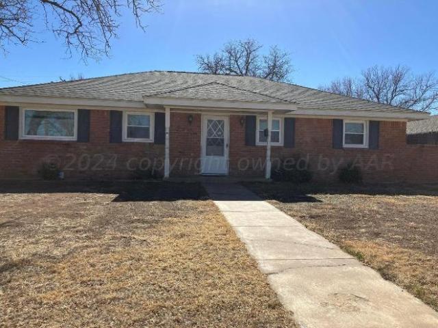 2 Br, 2 bath, Single Family 6701 Adirondack