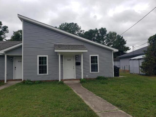 2 Br, 2 bath, Single Family 608 Miller Ave