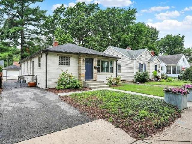 2 Br, 2 bath, Single Family 6112 Indianola Ave