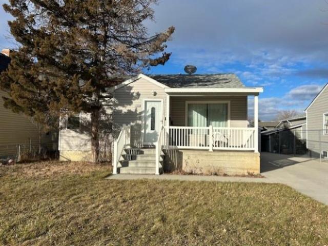2 Br, 2 bath, Single Family 741 Avenue D