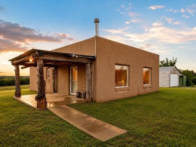 2 Br, 2 bath, Single Family 7730 West University Avenue