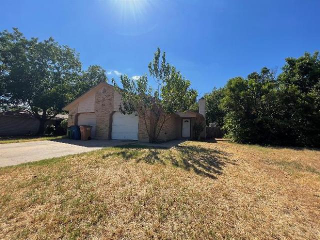 2 Br, 2 bath, Single Family 7214 Lilac Lane