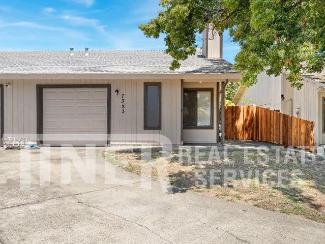 2 Br, 2 bath, Single Family 7323 Chivalry Way