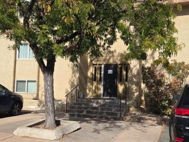 2 Br, 2 bath, Single Family 7355 E Quincy