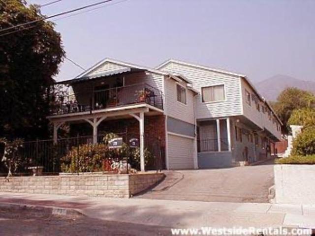 2 Br, 2 bath, Single Family 73 Suffolk